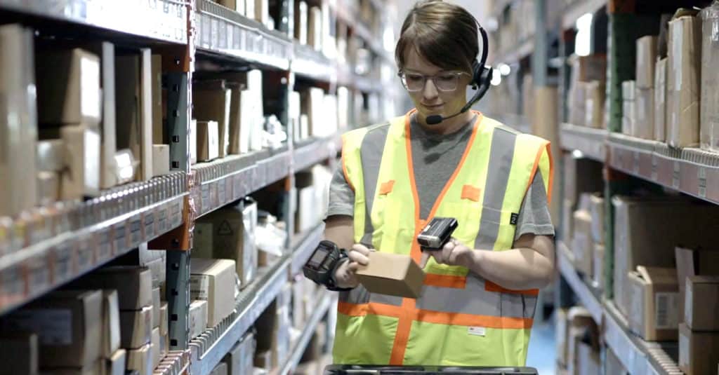 Voice Picking Technology: Things to Know in the New Era - AccuSpeechMobile